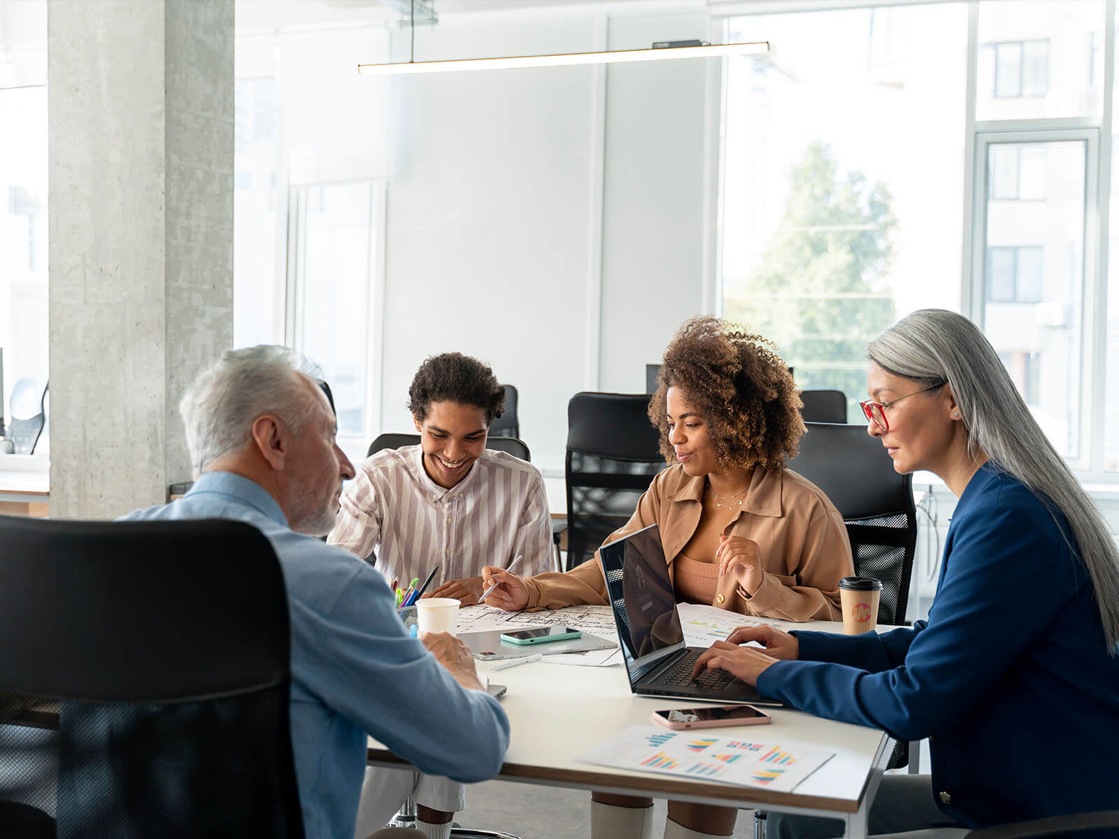 Data Expert Advisory | INFOMOTION